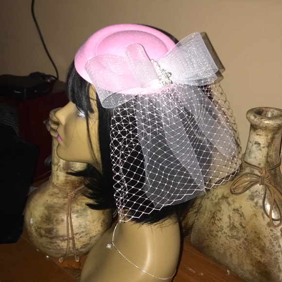 Pink Magnolia | Accessories | New Beautiful Bird Cage Veil Pill Box Hat ...